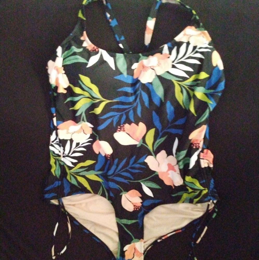 Kona Sol Plus Size Floral Swimsuit Gem